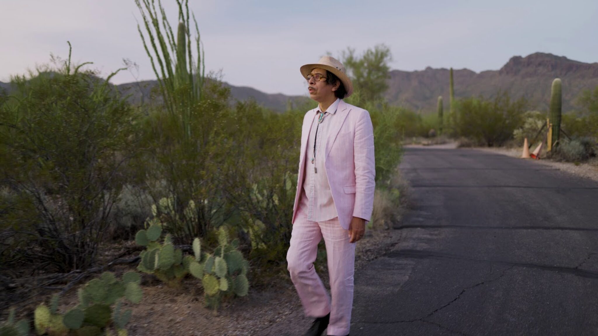 Kid Congo Powers, antigo guitarrista de Cramps, Gun Club e Nick Cave ...